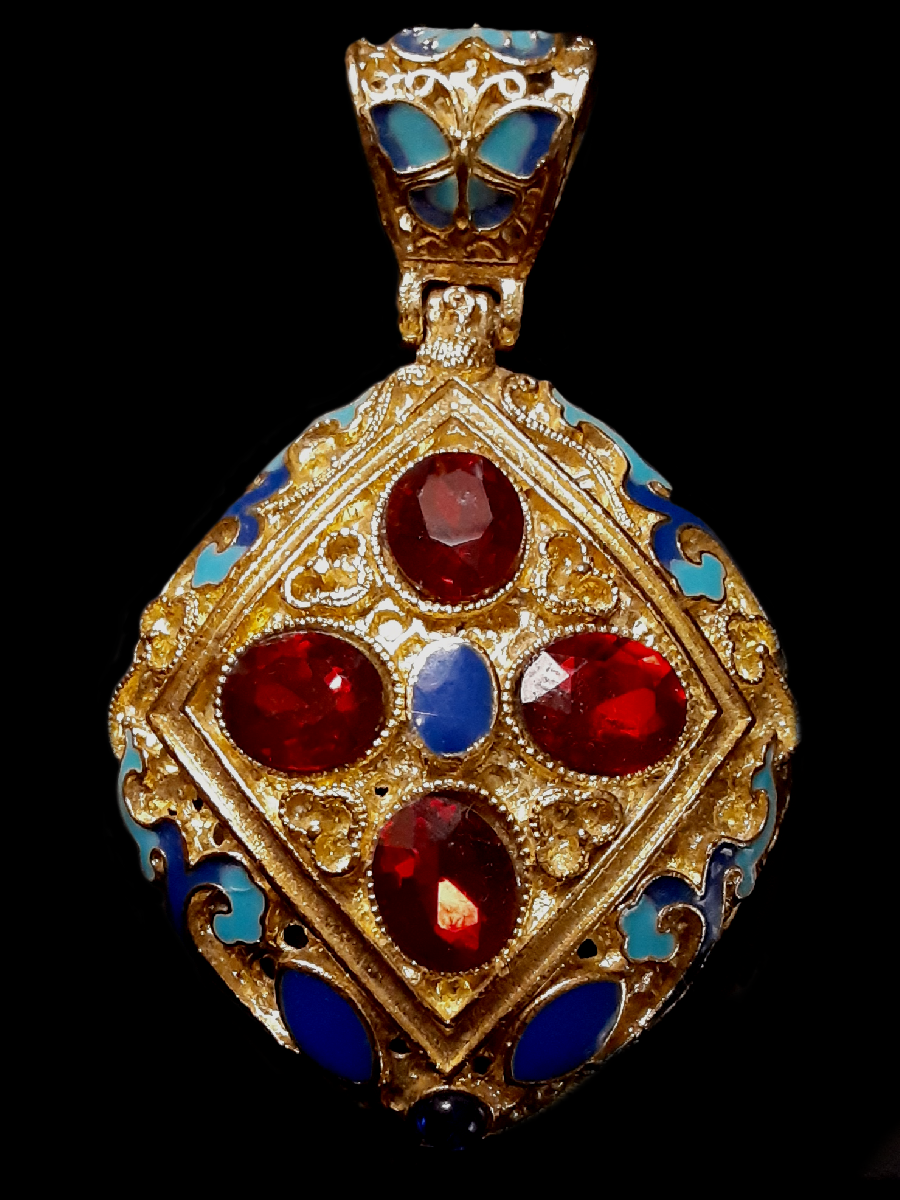 Priesthood of the East Talisman of Revolutionary Wealth – The Haunted Hive